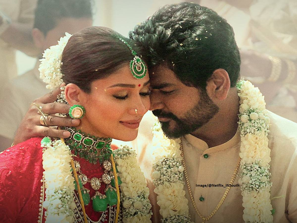 Nayanthara beyond The Fairytale: அக்கா, உங்களுக்கு வெக்கம் மானம் ...